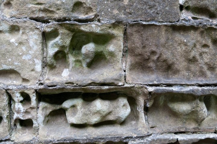 How does weathering affect limestone? - Internet Geography